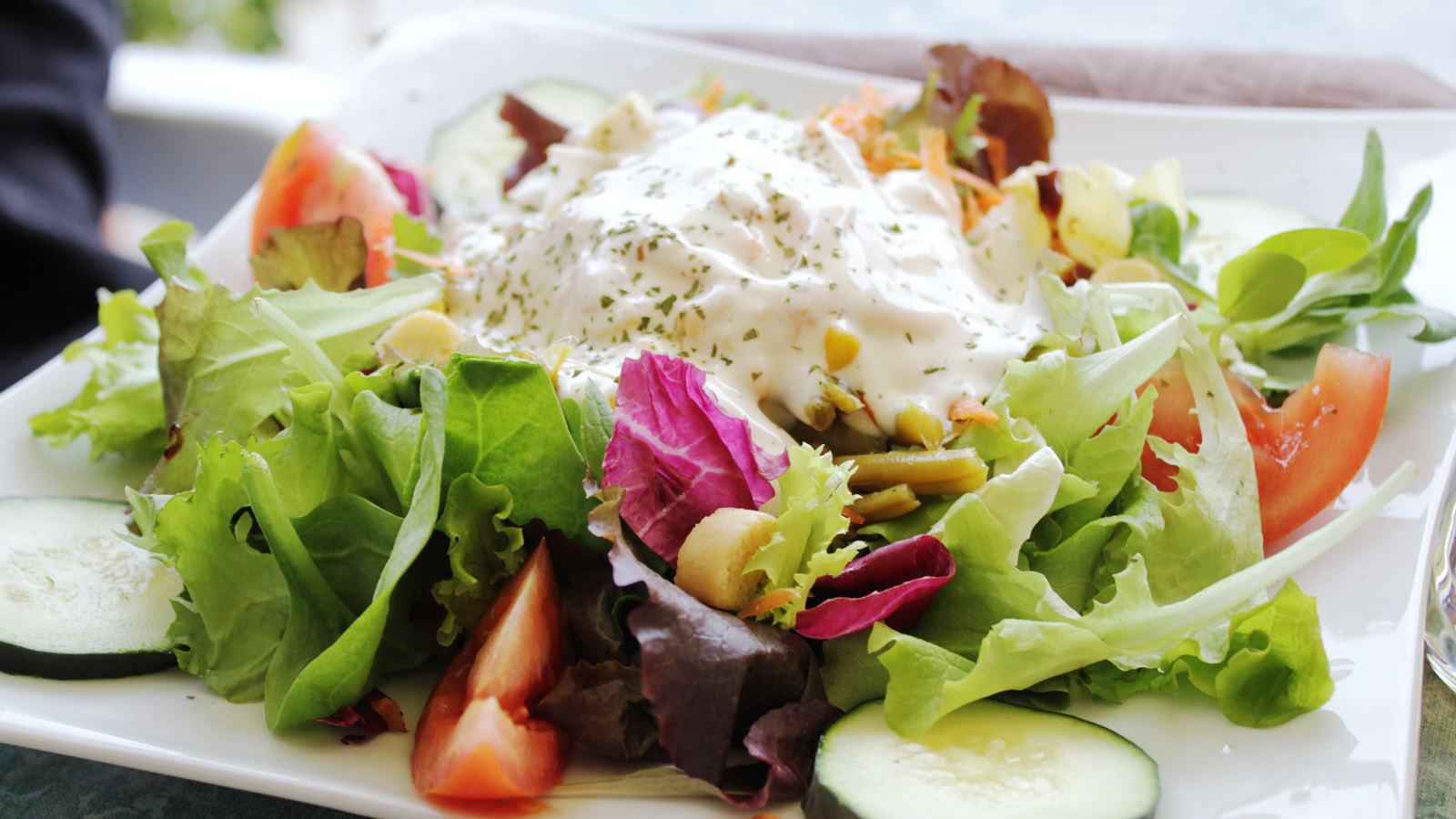 Urlaub Campingurlaub Italien Cervo Essen Salat - Lavie Deboite