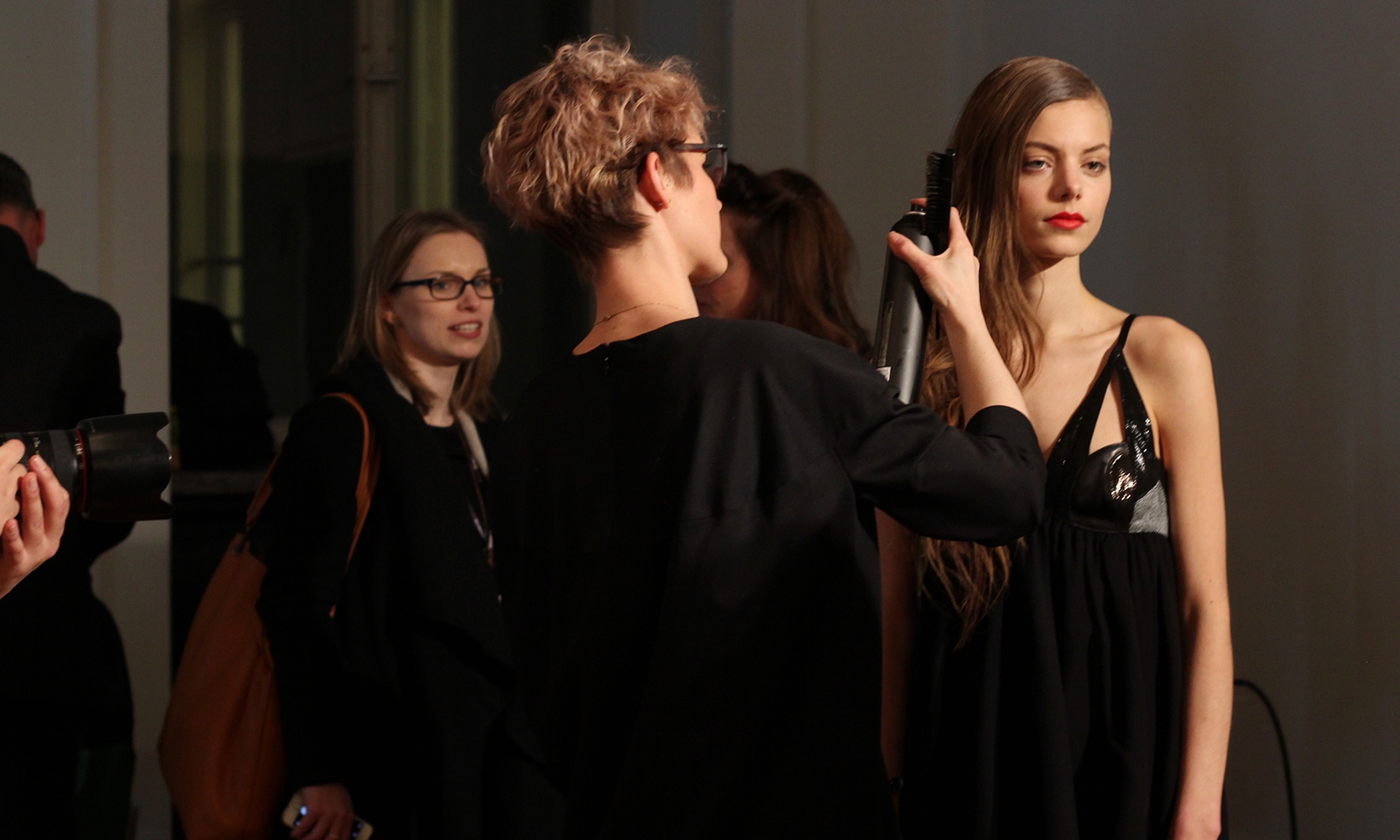 Augustin Teboul Berliner Mode Salon Runway AW 2016 Backstage Fitting 6 ...