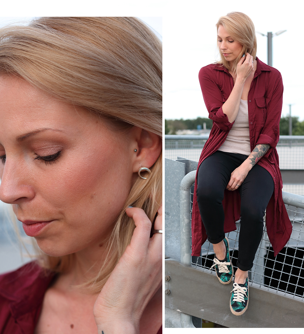 Outfit Longbluse H&M bordeaux Skinnyjeans Emu Agonis Black Palm ...