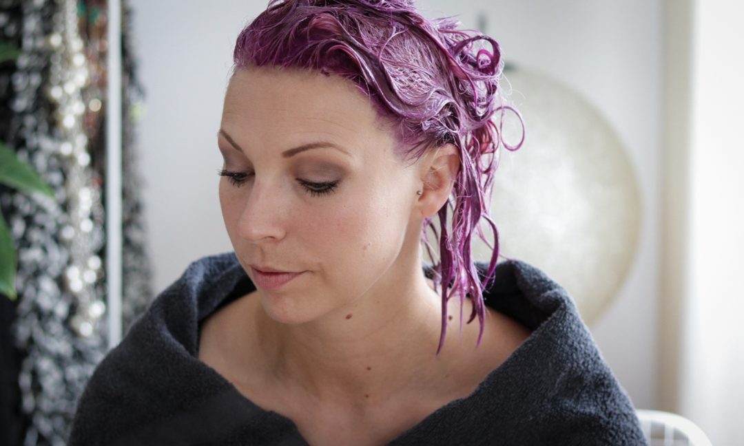 Knight and Wilson Colour Freedom Mystic Purple Lila Haare Pastell ...